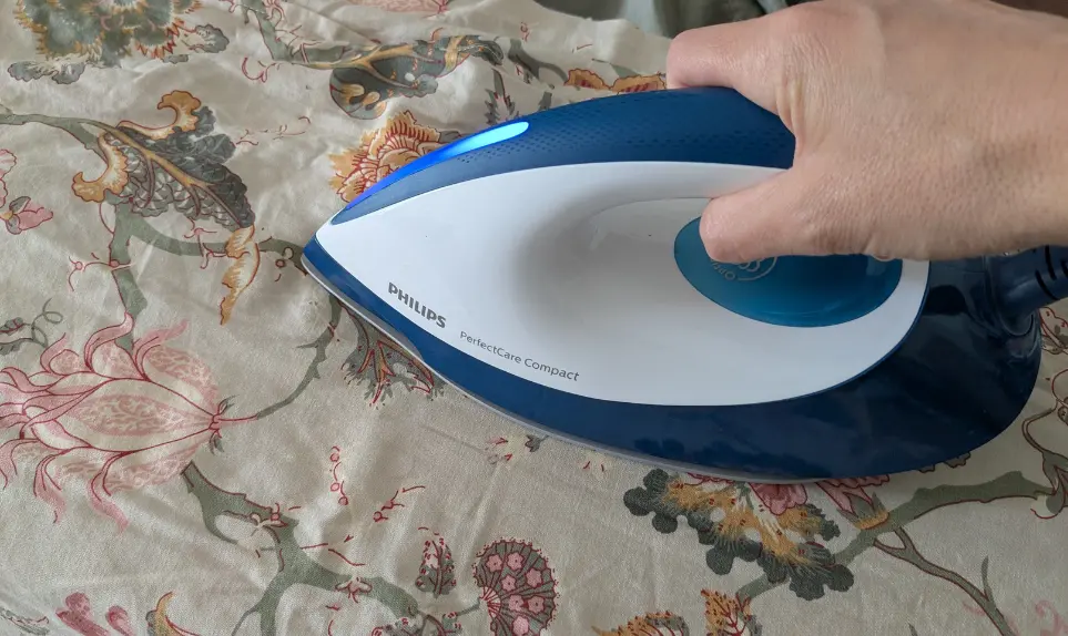 Avis et test de la centrale vapeur Philips PerfectCare Compact Plus ...